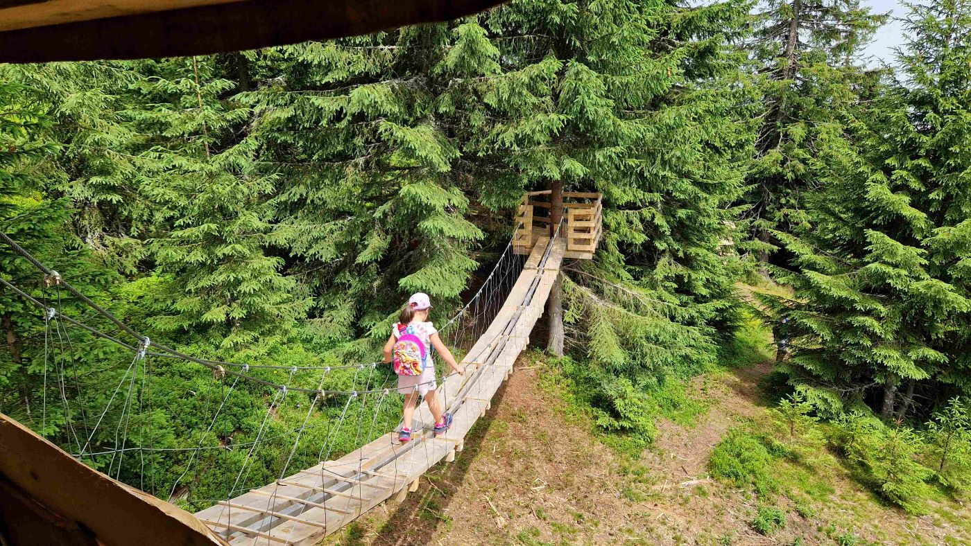 Muntele Basmelor, parc de agrement pentru copii la Buscat Resort